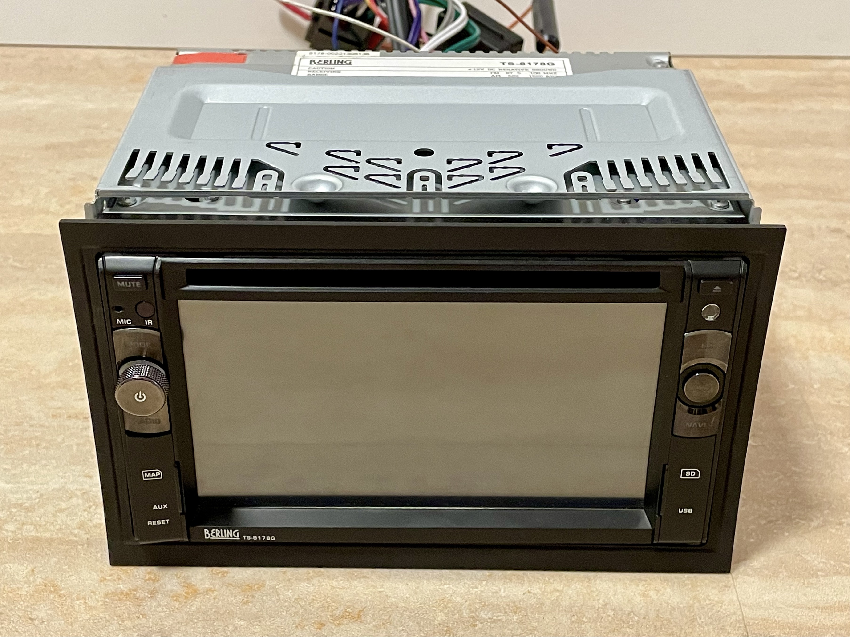 Auto-Zimmerli.ch – Amerikanerwagen US-Cars Sportwagen Occasion » Berling TS-8178G Mulimedia ...